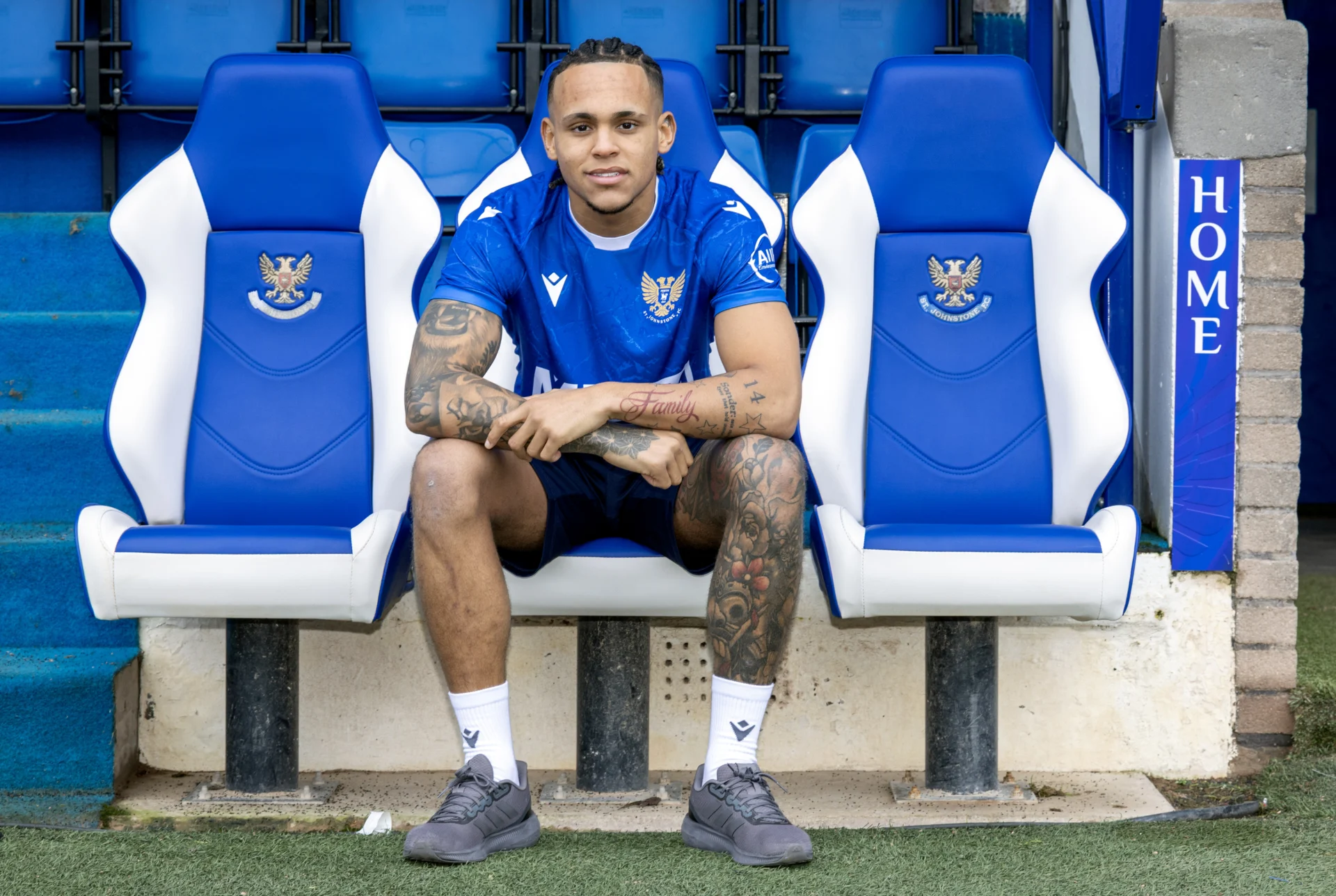 Josh Fowler signs for Saints! | ST JOHNSTONE FC